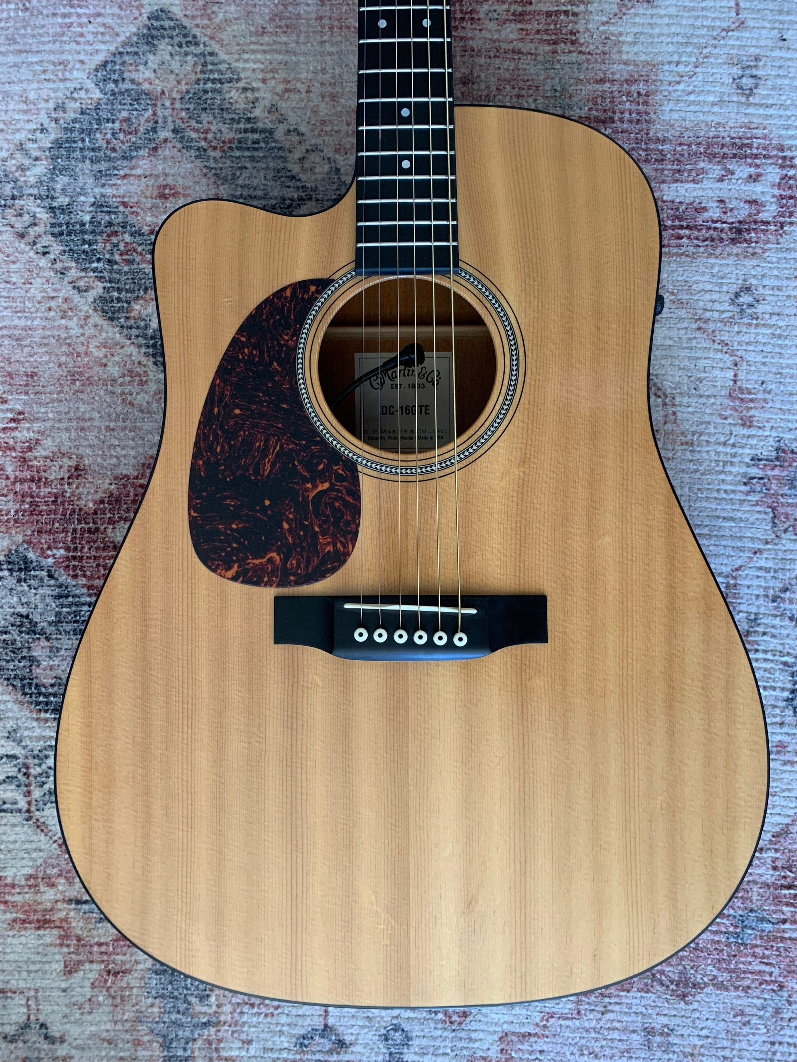Martin & Co DC-16GTE Left Handed Dreadnought with cutaway 2008 ...
