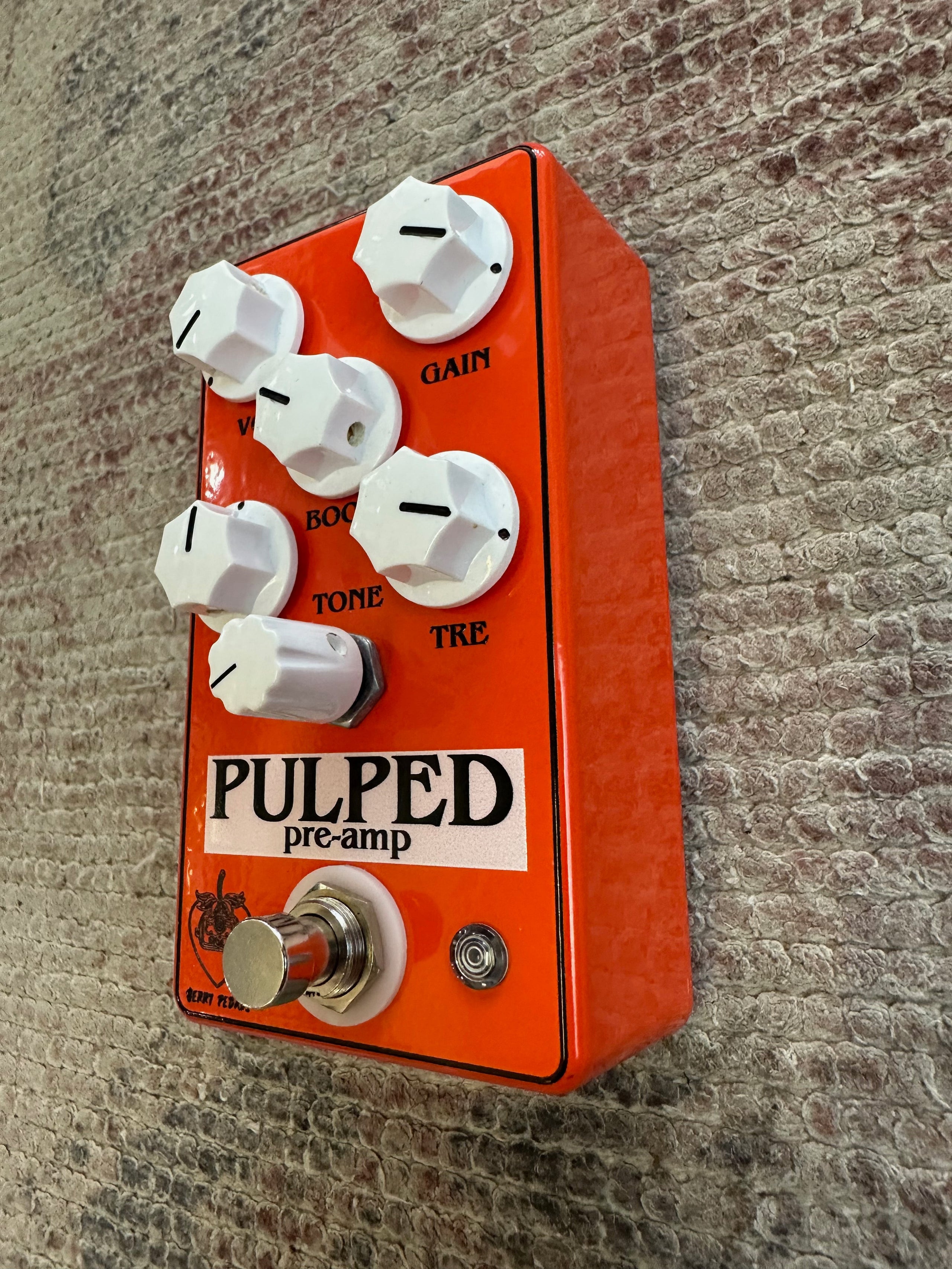 Berry Pedals Pulped Pre Amp Orange Matamp style preamp | GuitarSmith ...