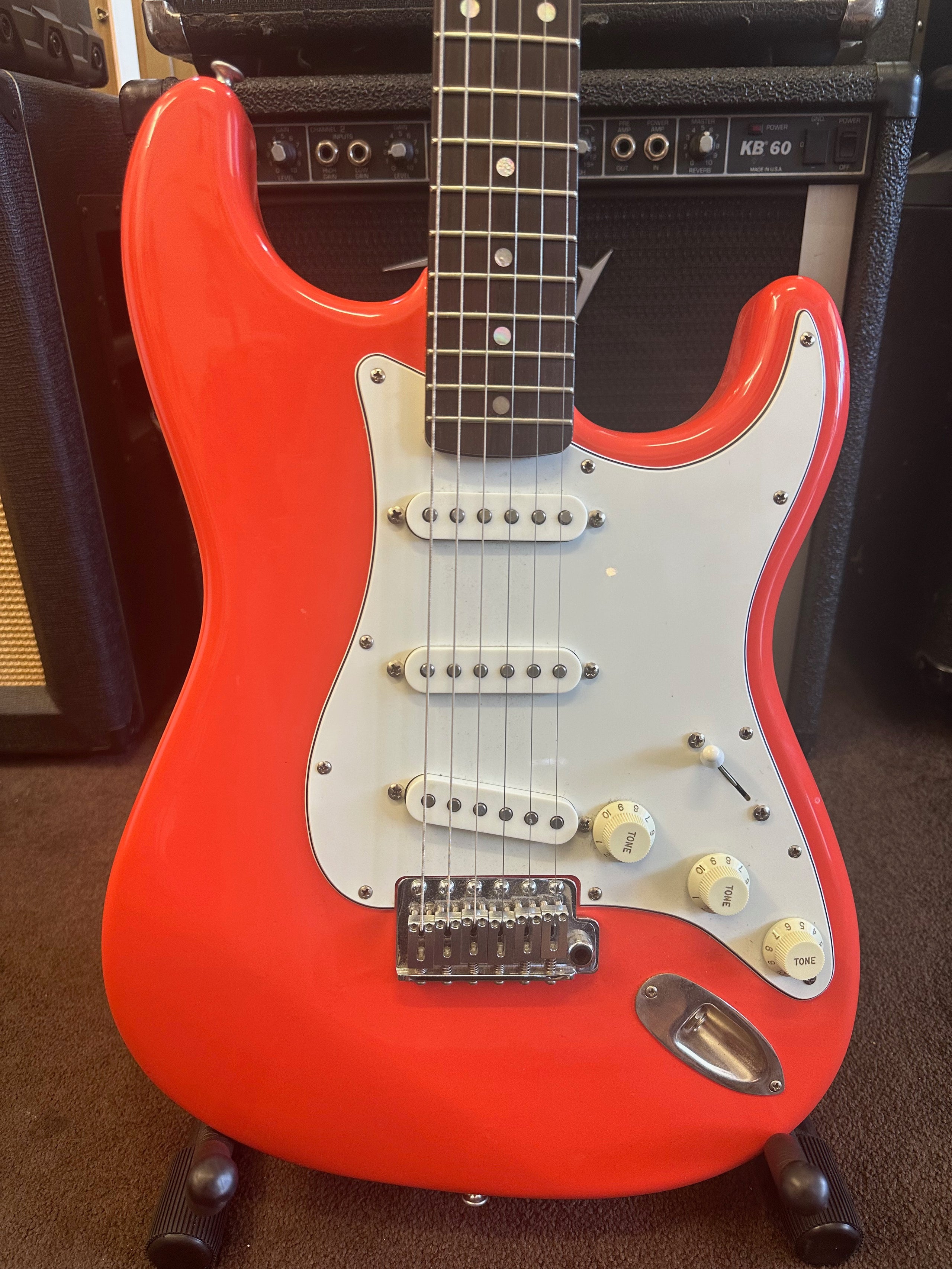 Gerard Gilet Stratocaster with Charles Cilia pickups Brazilian Rosewood ...