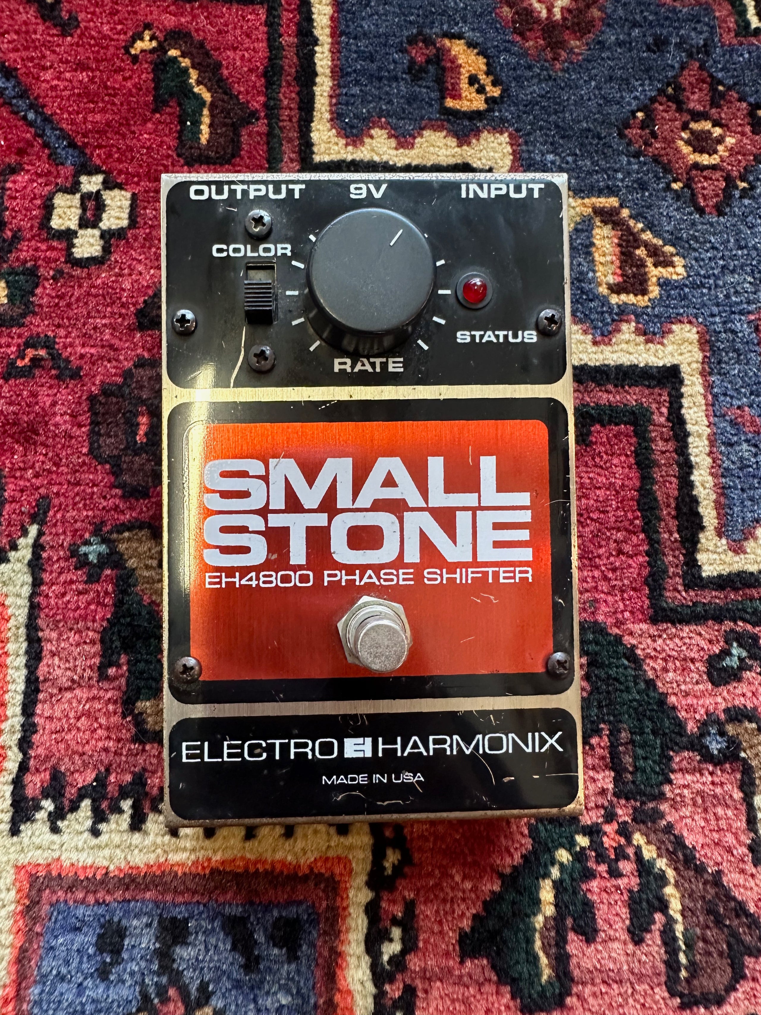 Electro Harmonix Small Stone EH4800 Phase Shifter | GuitarSmith ...